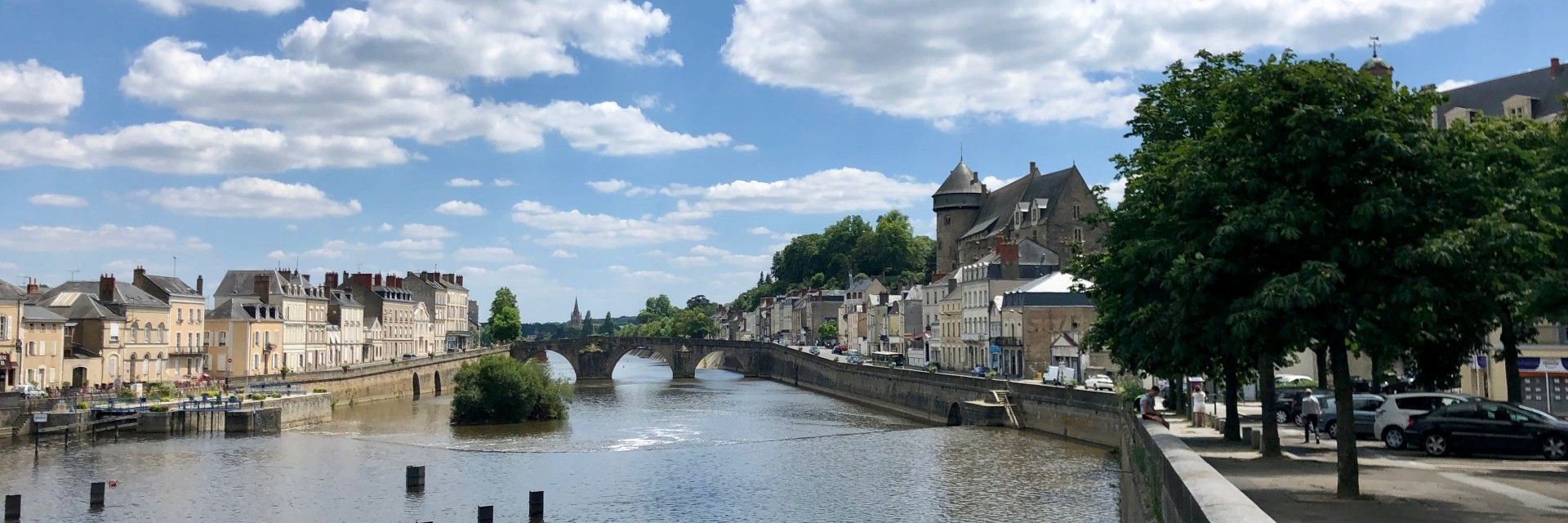 Vivre à Évron (53) : avis et informations - Villes à vivre